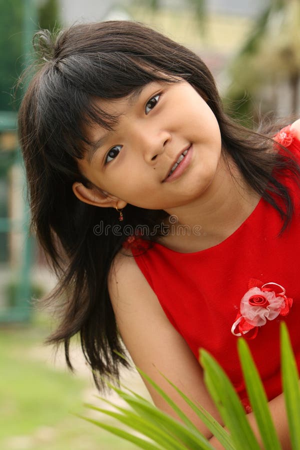 Enfant chinois heureux image stock. Image du gosse, innocence - 7002021