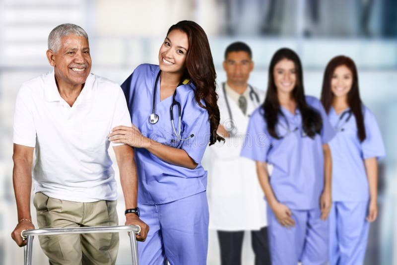 Enfermera y paciente foto de archivo. Imagen de cuidado - 68993760