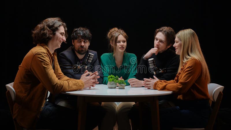 Engaging Podcast Discussion among Five Media Influencers in a Modern ...