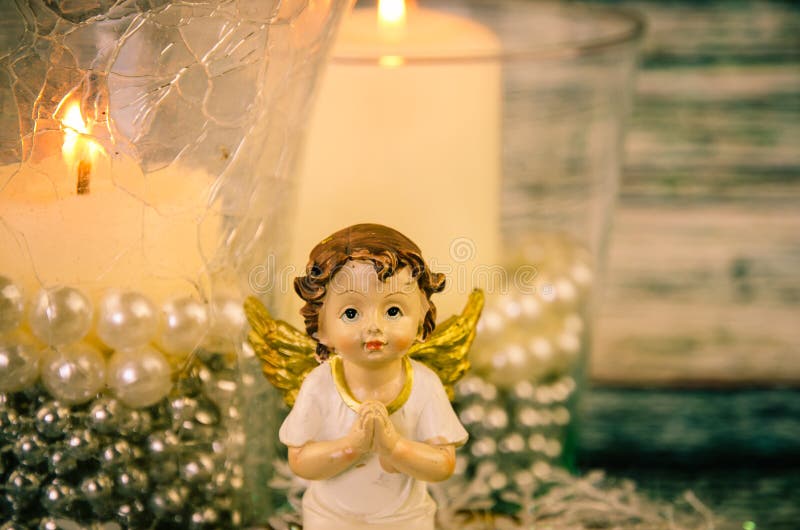 Engel Der Frohen Weihnachten Stockfoto - Bild von feiertag, symbol ...