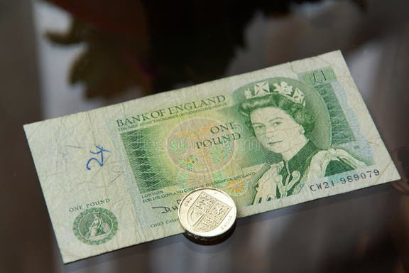 Engels pond redactionele foto. Image of elizabeth, één - 51193431