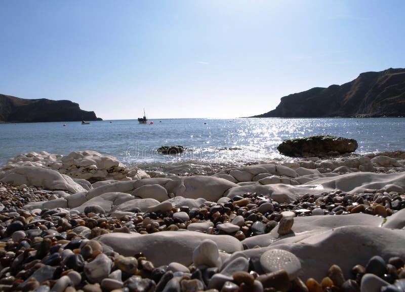 Lulworth Cove, Dorset, Engeland Stock Foto - Image of zonlicht ...