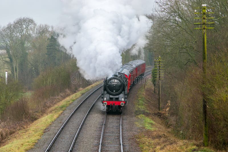 Engelse Stoomtrein Met Vervoer Redactionele Stock Foto - Image of ...