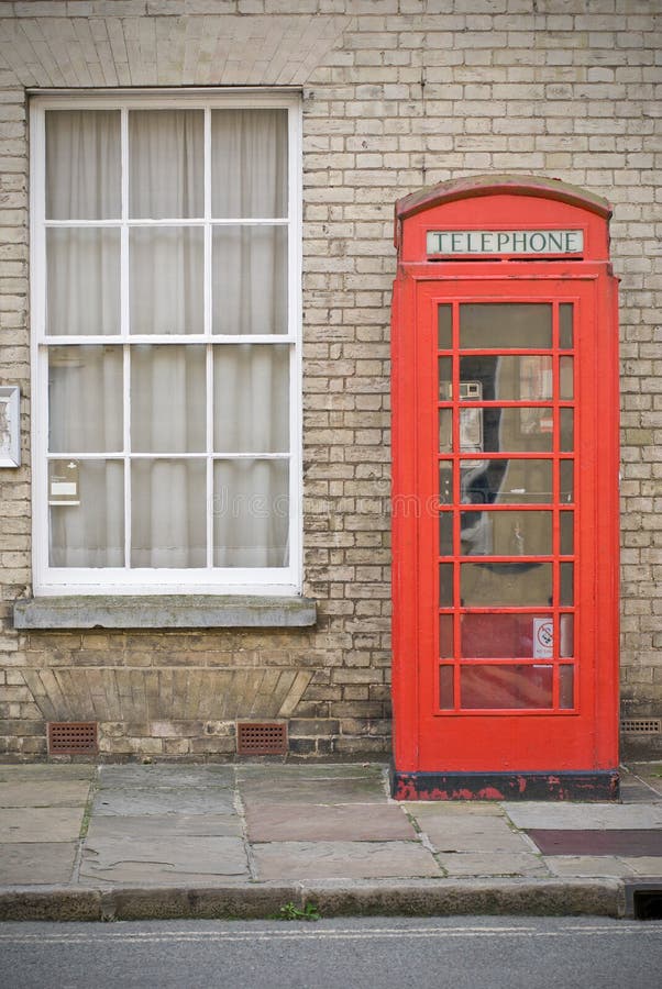 Engelse telefooncel stock afbeelding. Image of wijnoogst - 16394097