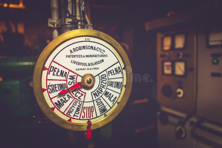 Engine order telegraph editorial image. Image of retro - 104022885