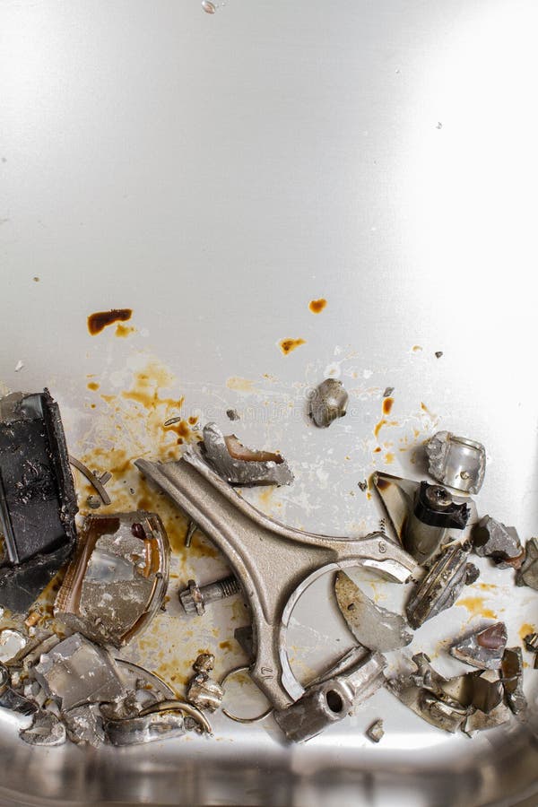 The Engine of the Sports Car Exploded and Collapsed at the Start of the ...