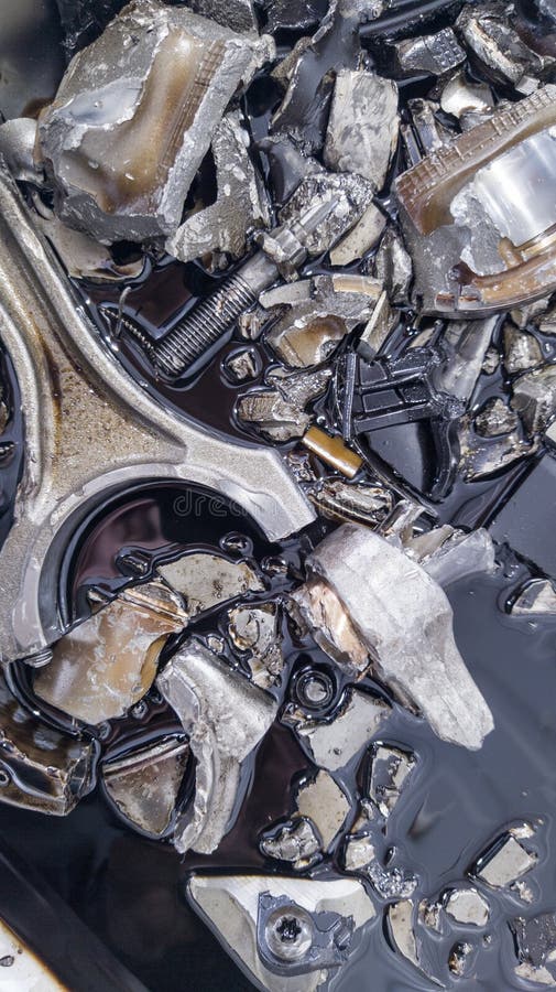 The Engine of the Sports Car Exploded and Collapsed at the Start of the ...