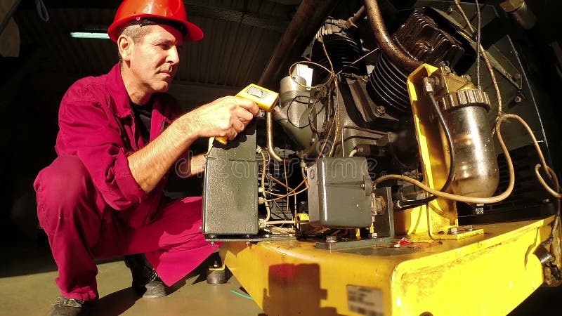 Engineer Checking the High Pressure Compressor Stock Video - Video of ...