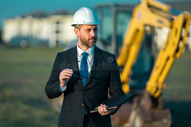 Engineer, Construction Manager or Supervisor at a Construction ...