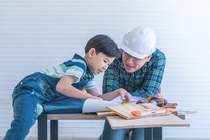 An Engineer Father and Kids Stock Image - Image of designer, constructor: 11796247