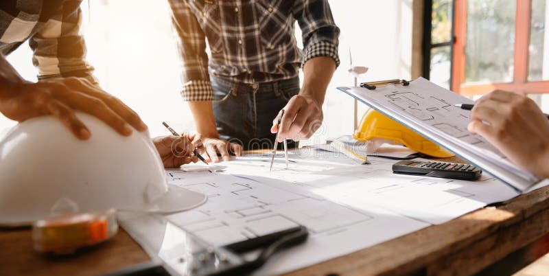 Engineer People Meeting Working in Office for Discussing, Engineering ...