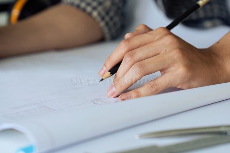 Engineer are Planning a Structure Sketch with Circular Tools. Complete ...