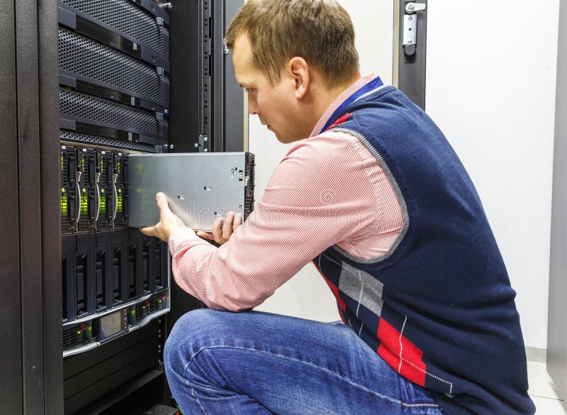 Worker at Data Center editorial stock image. Image of network - 23516874