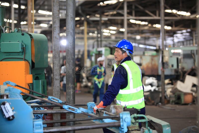 Engineer Team Full Skill Quality for Maintenance and Training in ...