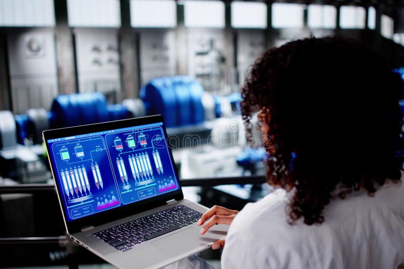 Engineer Worker Using Laptop Stock Image - Image of engine, osha: 366468531