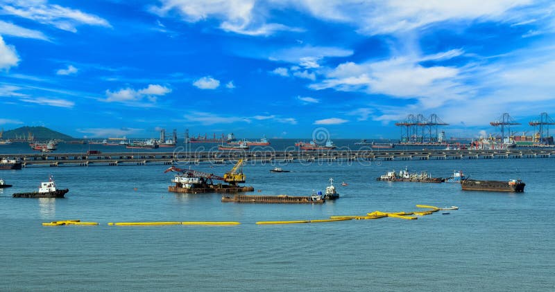 51,625 Harbor Freight Loading Stock Photos - Free & Royalty-Free Stock ...