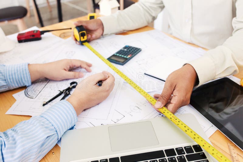 Engineers Plan the Construction. Effective Budgeting and Time ...