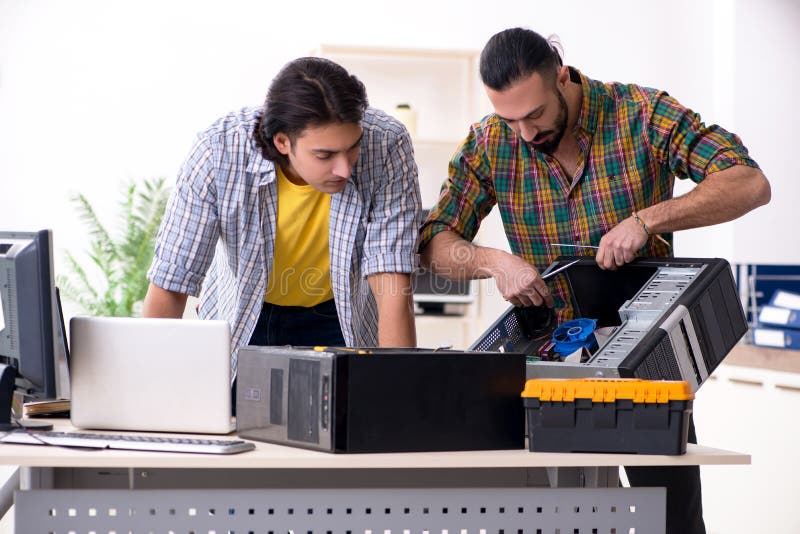 The it Engineers Working on Hardware Issue Stock Image - Image of ...