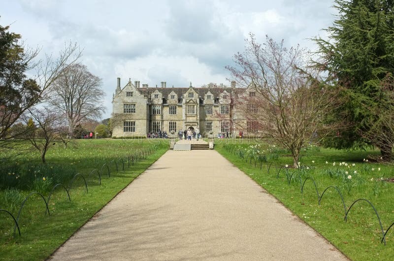 Englisches Herrenhaus, Wakehurst-Platz Redaktionelles Stockbild - Bild ...