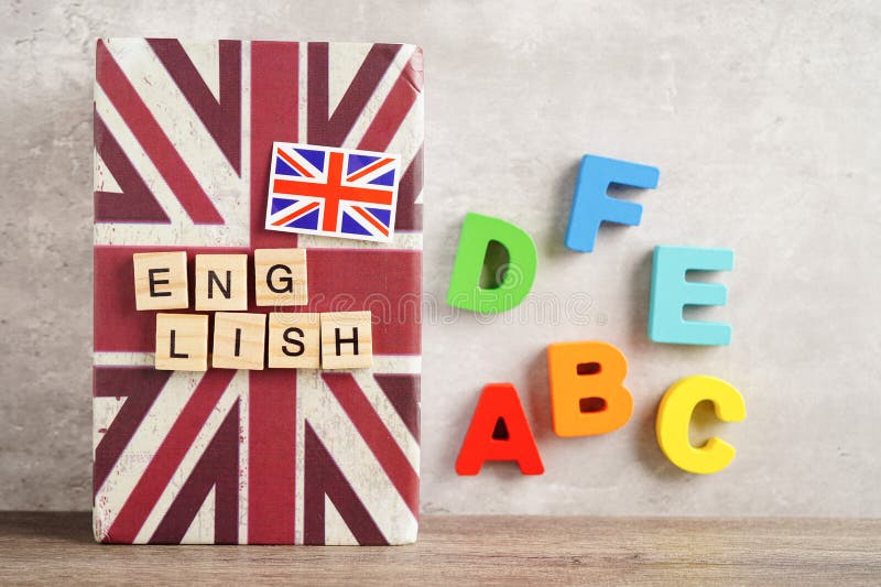 English Book with Graduate Hat, Learning and Tutorial for Foreigner ...