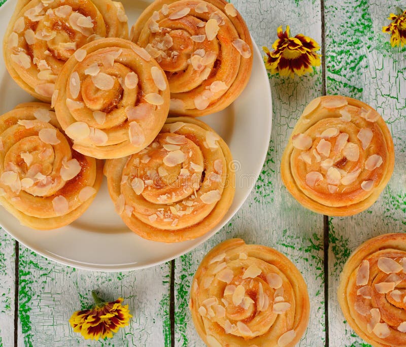 English buns stock photo. Image of plate, food, portion - 33711476