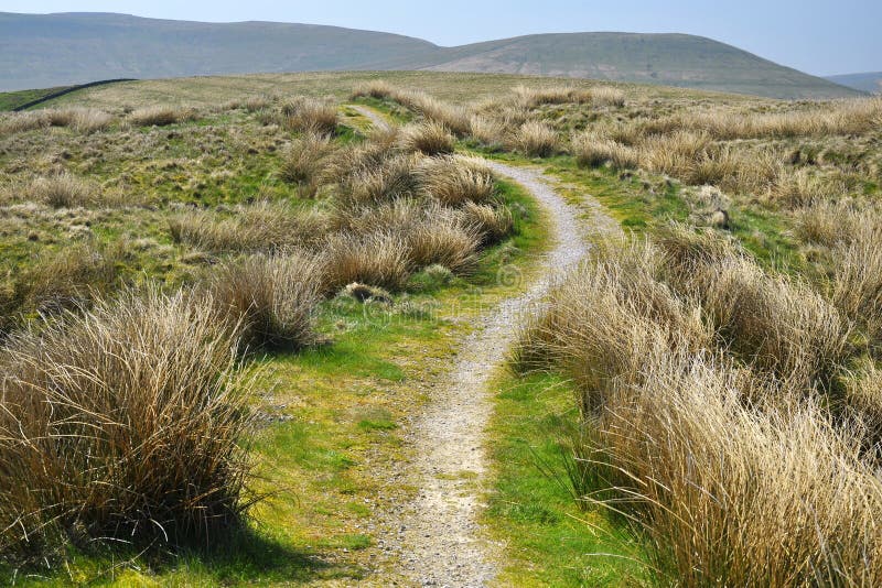 English Countryside: Hills, Grass, Footpath, Field Stock Image - Image ...