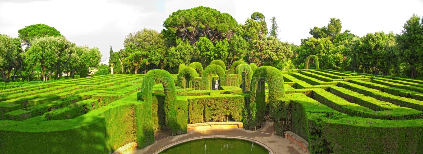 English labyrinth stock photo. Image of disoriented, investors - 19776132