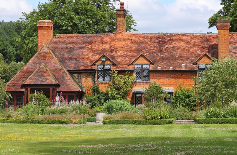 Traditioanl English Lodge House Stock Image - Image of tranquility ...