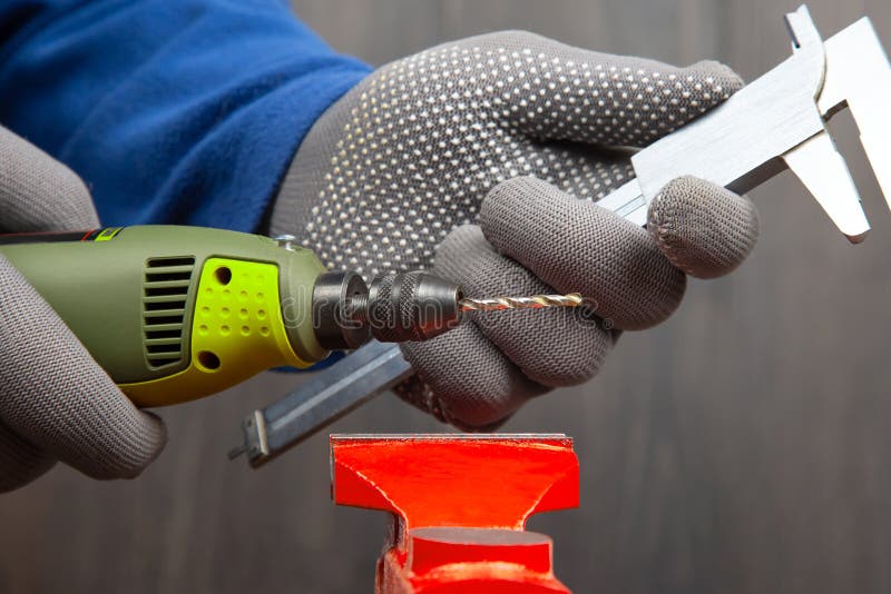 Engraving Tool for Cutting and Processing Metal and Other Objects in ...