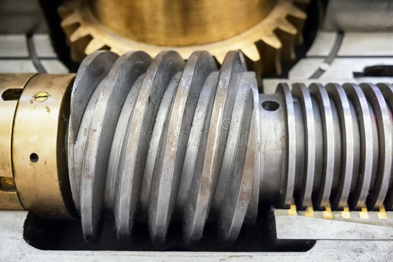 A Engrenagem De Sem-fim, As Rodas Denteadas E Os Dentes No Vapor Do ...