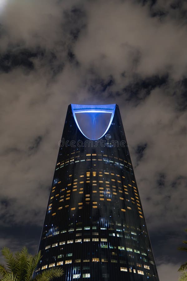 A Beautiful Night Photo Riyadh, Saudi Arabia S Kingdom Tower Editorial ...