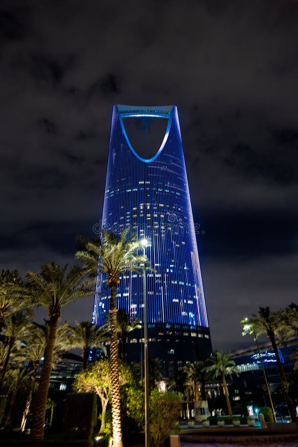 Riyadh S Iconic Kingdom Tower during Ramadan Editorial Photo - Image of ...