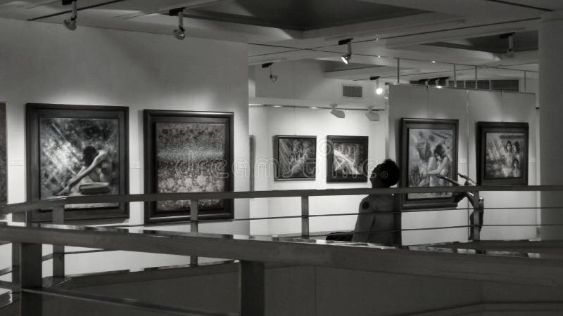 Enjoy the Art in Gallery Hall Editorial Photography - Image of ...