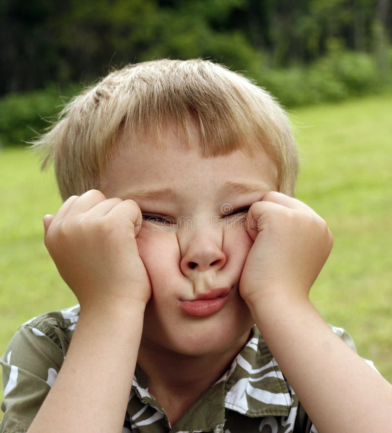 Ennui photo stock. Image du visage, preschooler, petit - 2493604