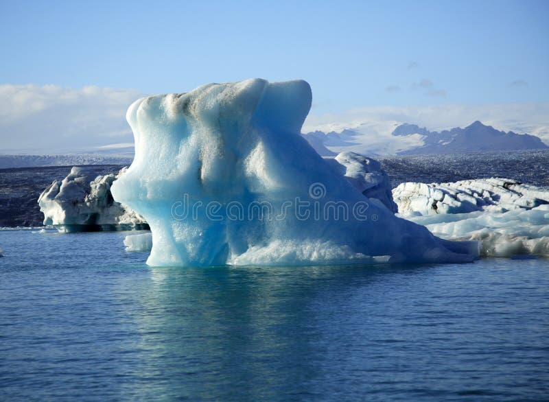 Isberg arkivfoto. Bild av archy, bruten, utomhus, athwart - 12864342