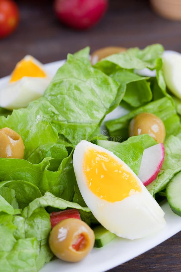 Ensalada verde imagen de archivo. Imagen de frescura - 15175179