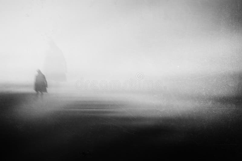 Den Ensamma Personen Promenerar En Strand Arkivfoto - Bild av begrepp ...