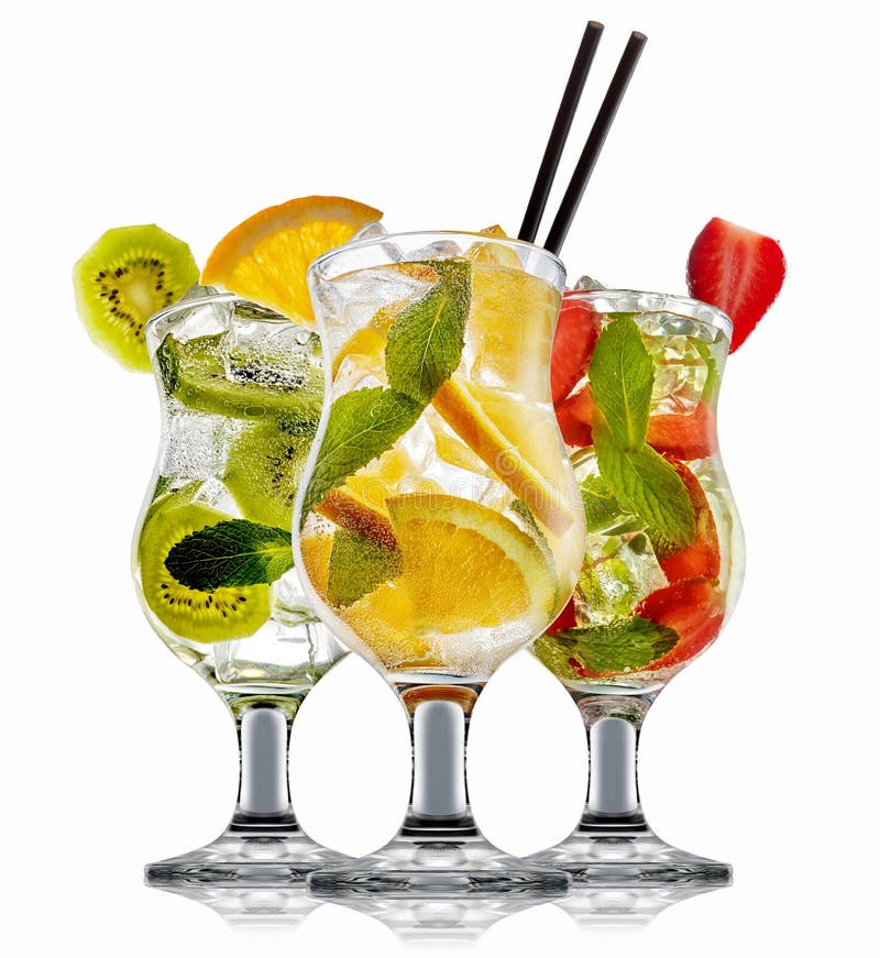 Ensemble De Cocktails Alcoolisés Photo stock - Image of compteur ...