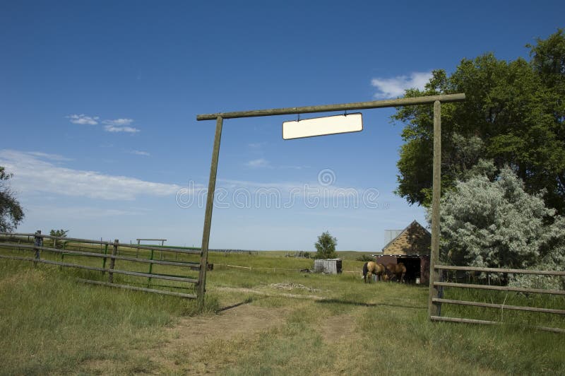 Entrada del Rancho imagen de archivo. Imagen de cubo - 20544395