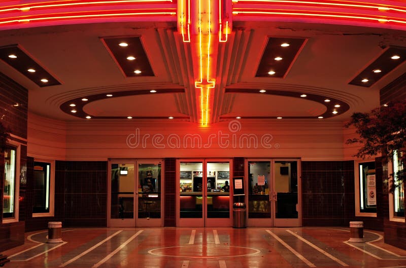Entrada Do Cinema Do Vintage Fotografia Editorial - Imagem de entrada ...
