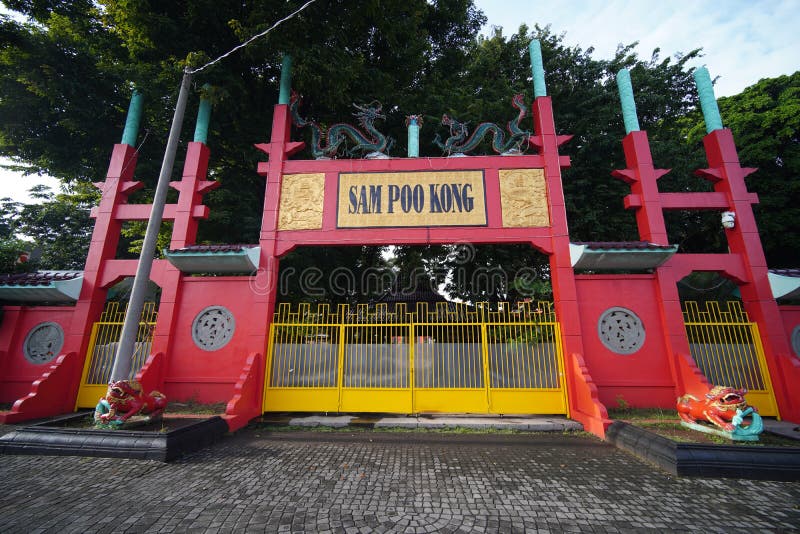 A Entrada Do Sam Poo Kong Pagoda Em Semarang Foto Editorial - Imagem de ...