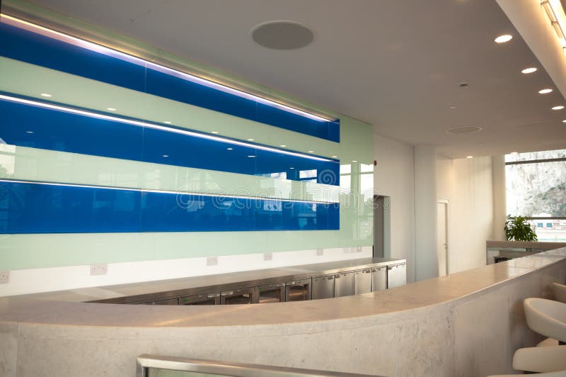 Entrada terminal nova foto de stock. Imagem de aeroporto - 21970694