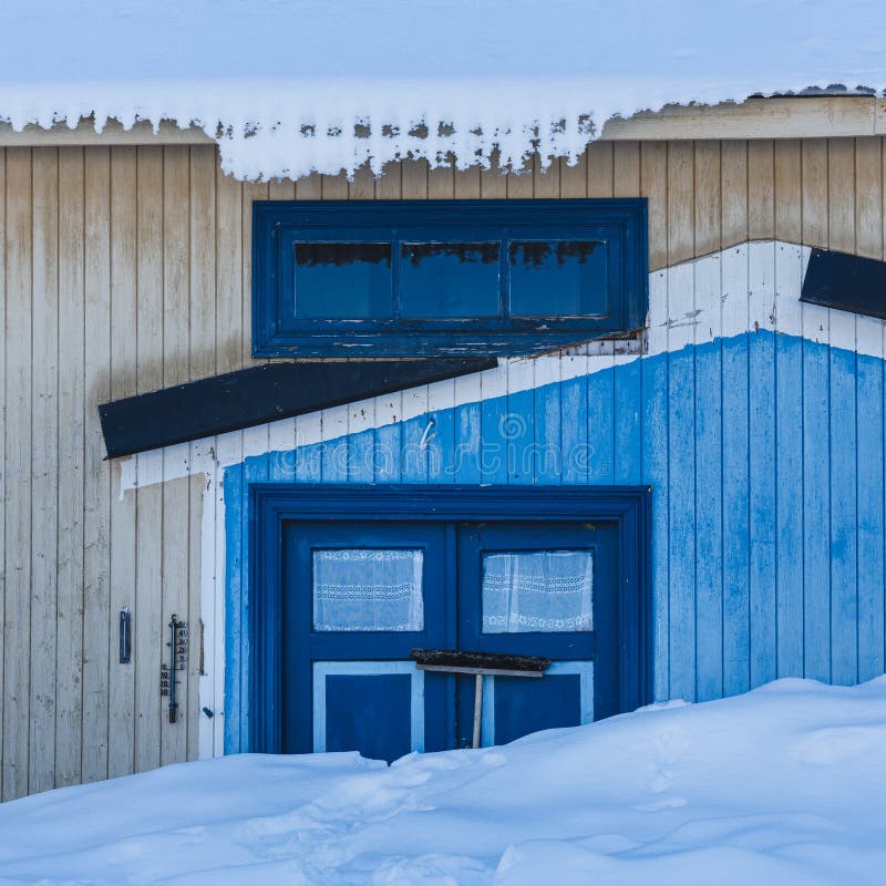Entrance Door of Old House in Snow Stock Photo - Image of steinberg ...