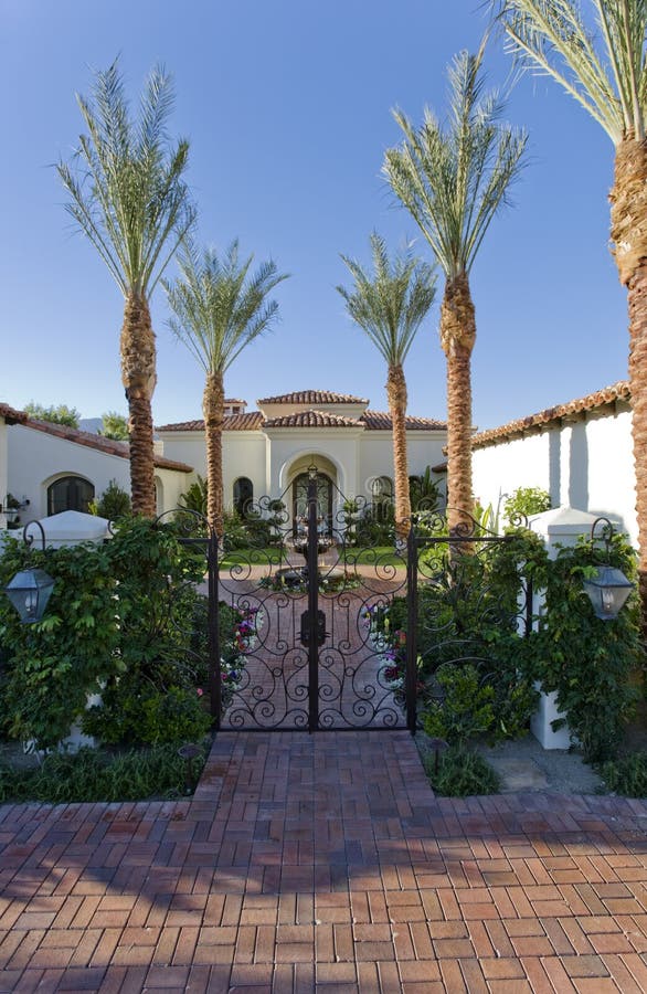 Entrance Gate To Colonial Style House Stock Photo - Image of colonial ...