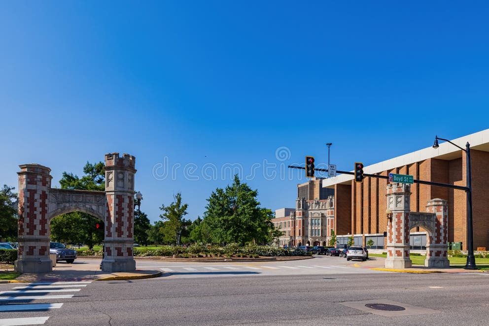 Entrance Gate of the University of Oklahoma Editorial Stock Image ...