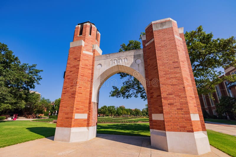 Entrance Gate of the University of Oklahoma Editorial Photo - Image of ...