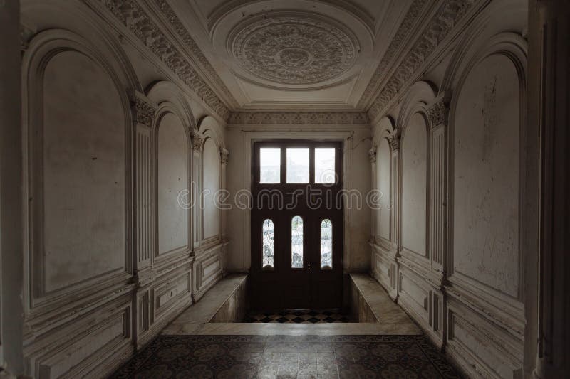 Entrance Hall with Columns in Old Abandoned Mansion Stock Image - Image ...
