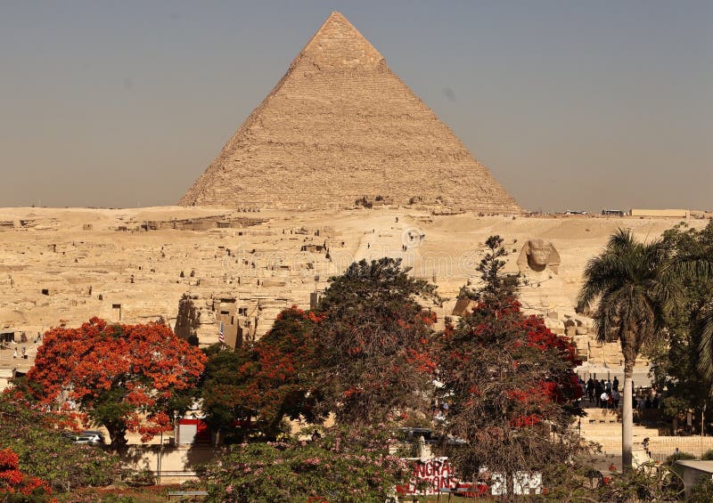 Entrance of Pyramids of Giza and Sphinx Stock Photo - Image of memorial ...
