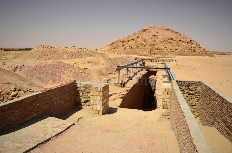 Entrance into Sudan Pyramid Stock Photo - Image of kushite ...