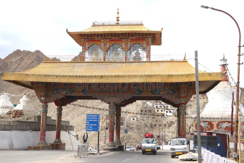 The entrance to Leh City stock photo. Image of road - 152848522